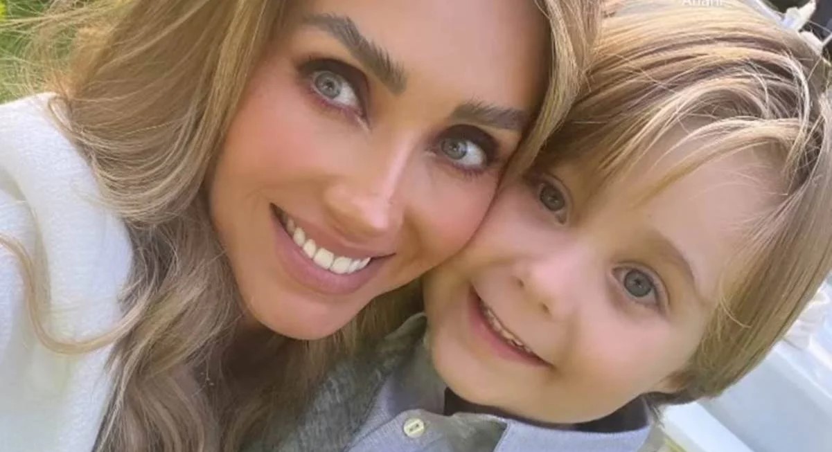 Anahí anuncia el "nuevo integrante" de RBD